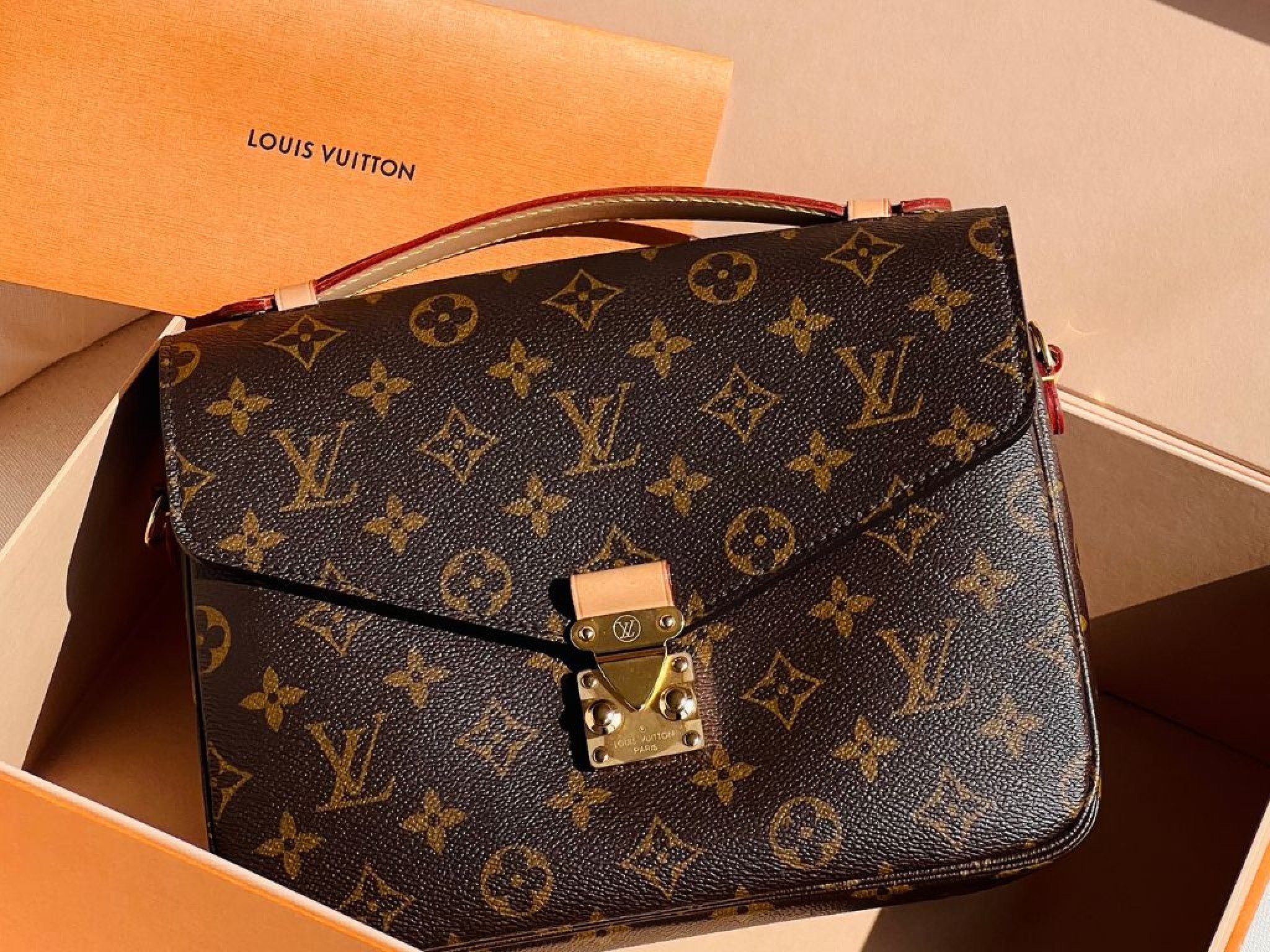 Semana do Consumidor: 8 Modelos de Bolsas Louis Vuitton para Aproveitar ...