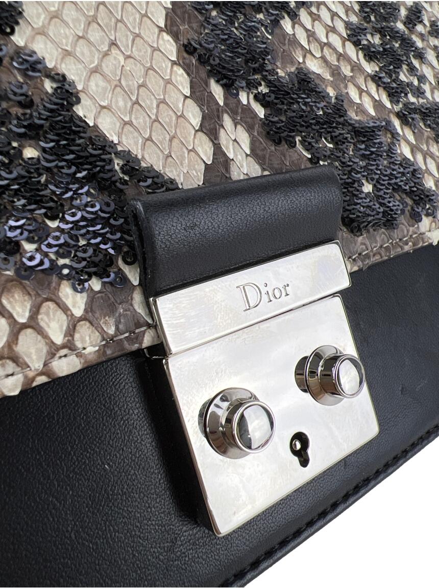 Bolsa Tiracolo Christian Dior Miss Dior Python Promenade Couro Preto - AYN349 Original ...