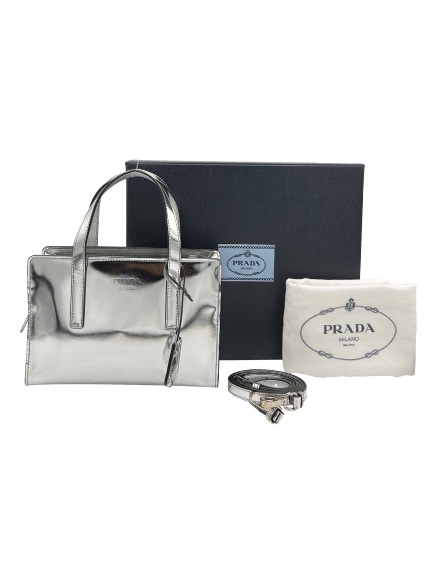 Bolsa Tote Prada Re-Edition 1995 Prateada - JXG42 Original | Etiqueta Única