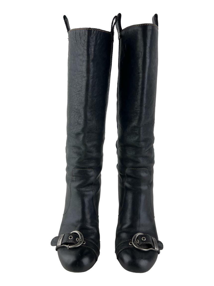 Bota Christian Dior Fivela Preta - NIC87 Original | Etiqueta Única