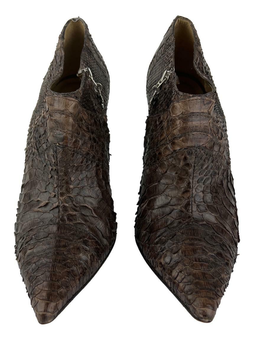 Bota Invitto Python Marrom Original - | Etiqueta Única