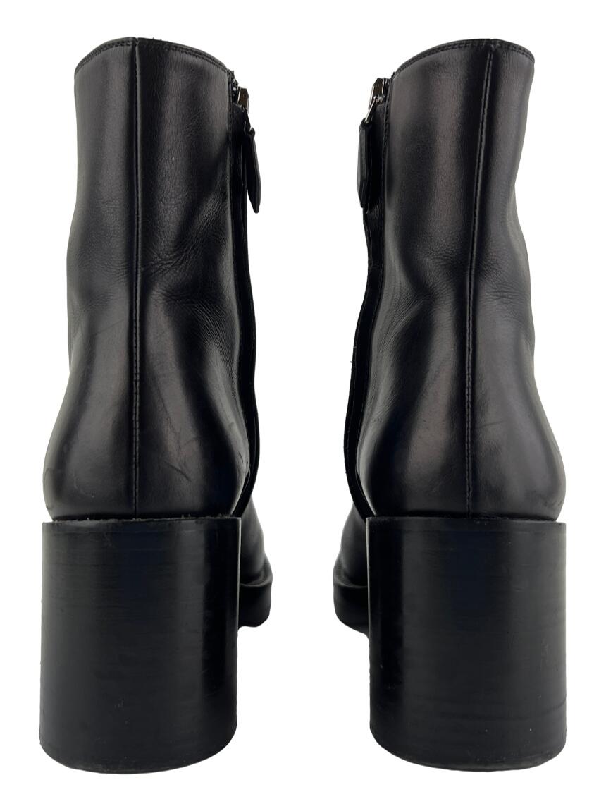 Bota Miu Miu Couro Preto - BIBM49 Original | Etiqueta Única
