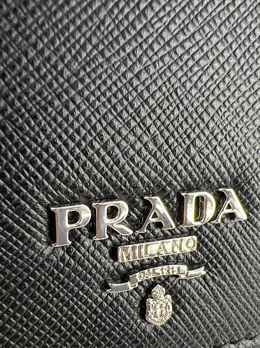 Carteira Prada Bi-Fold Preta Original - | Etiqueta Única