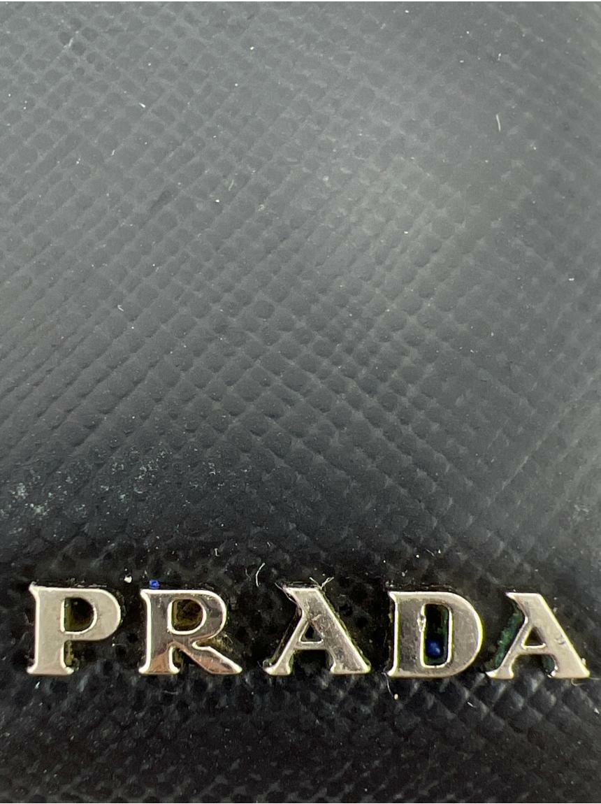 Carteira Prada Bifold Couro Preto - BJOU2 Original | Etiqueta Única