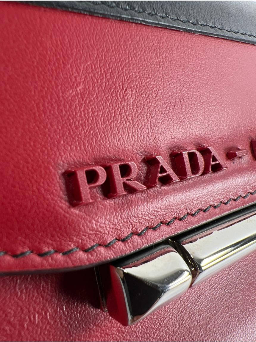 Carteira Prada Couro Vermelho - CTSM50 Original | Etiqueta Única