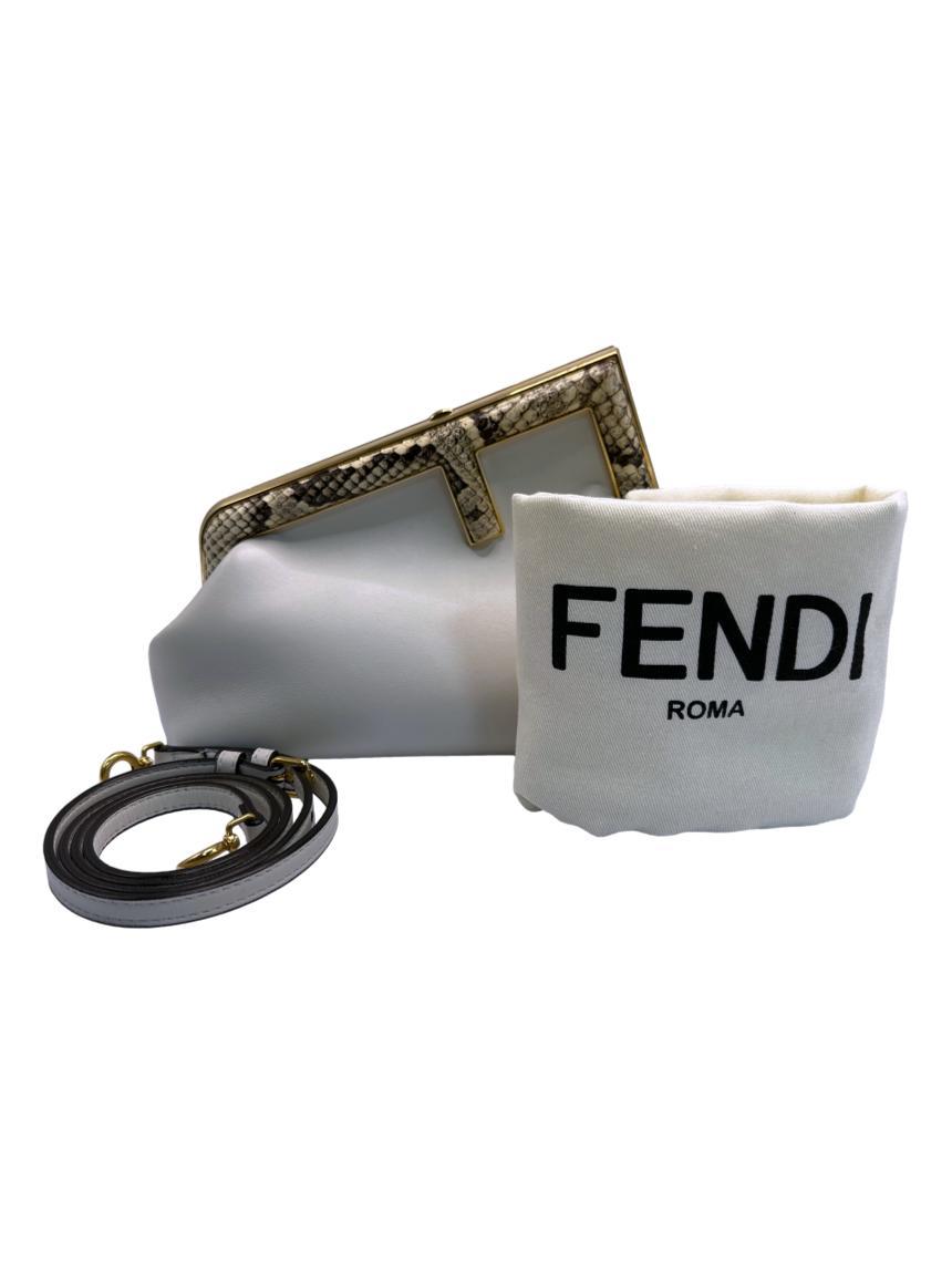 Clutch Fendi First Python Couro Branco - EAW23 Original | Etiqueta Única