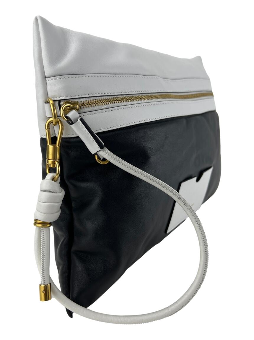 Clutch Givenchy TAG Large Zip P&B Original - ACFT44 | Etiqueta Única