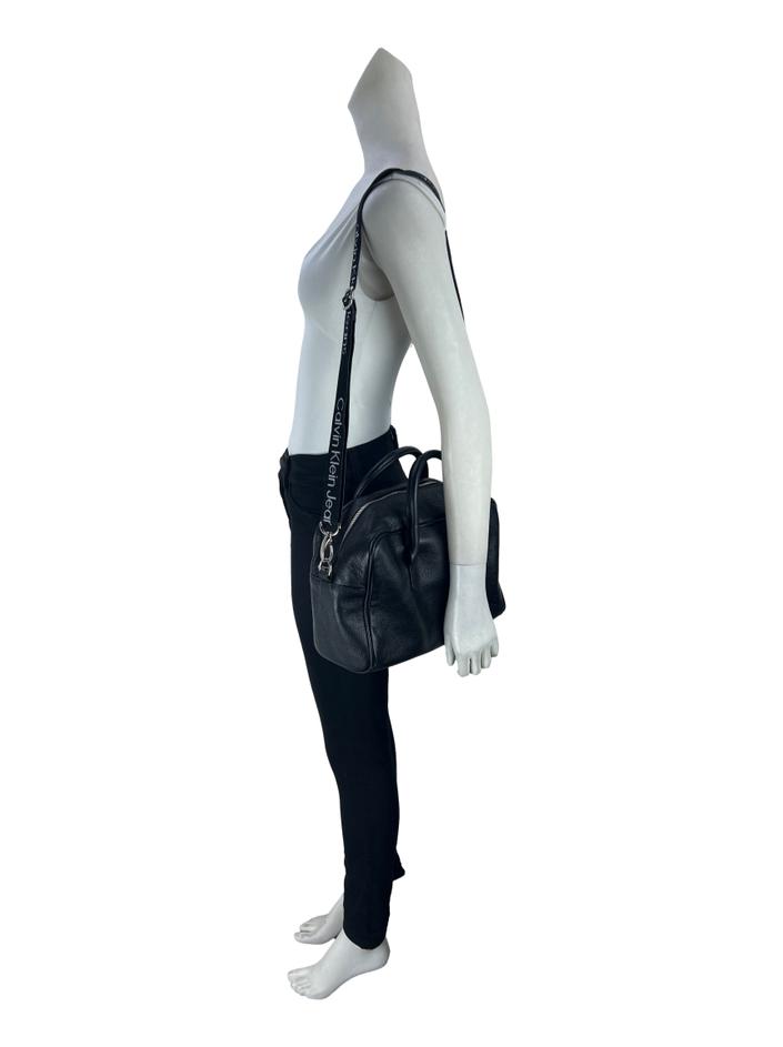 Bolsa Tote Calvin Klein Couro Preta - CBAK15 Original | Etiqueta Única