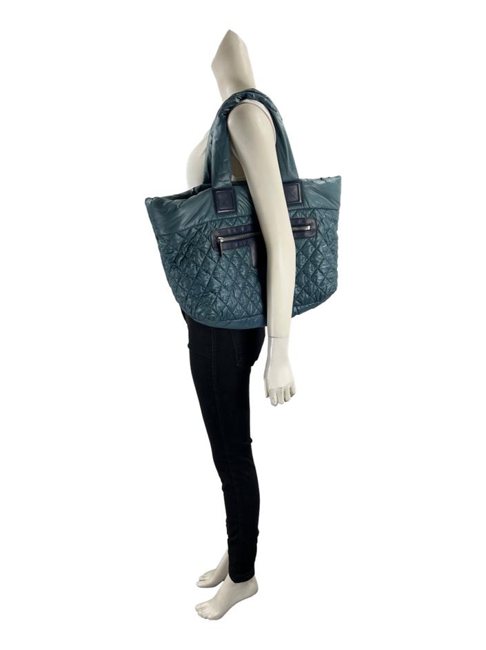 Bolsa Tote Chanel Coco Cocoon Puffer Azul - CYNQ9 Original | Etiqueta Única