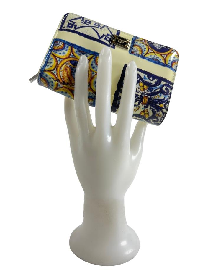 Carteira Dolce & Gabbana Verniz Majolica - DFSK1 Original | Etiqueta Única