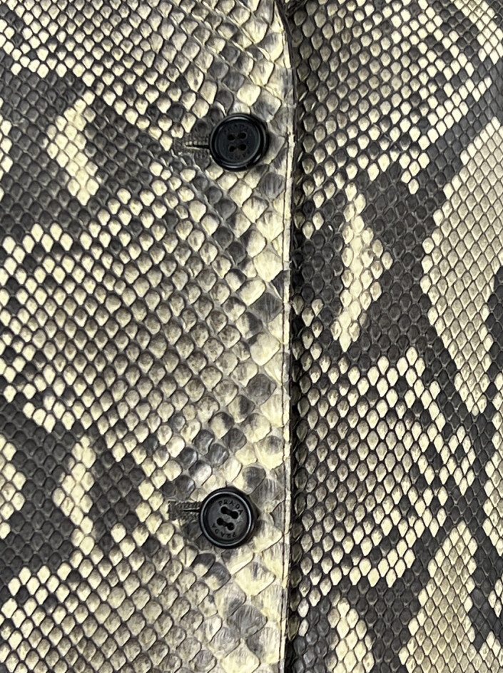 Casaco Prada Python Bege - HJF33 Original | Etiqueta Única