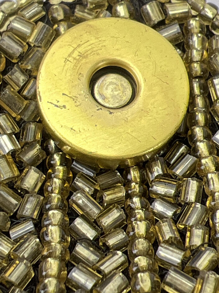 Clutch Le Lis Blanc Bordada Dourada - TEN9 Original | Etiqueta Única