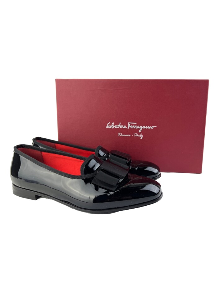 Oxford Salvatore Ferragamo Opera Pump Preto - ZZI7 Original | Etiqueta ...