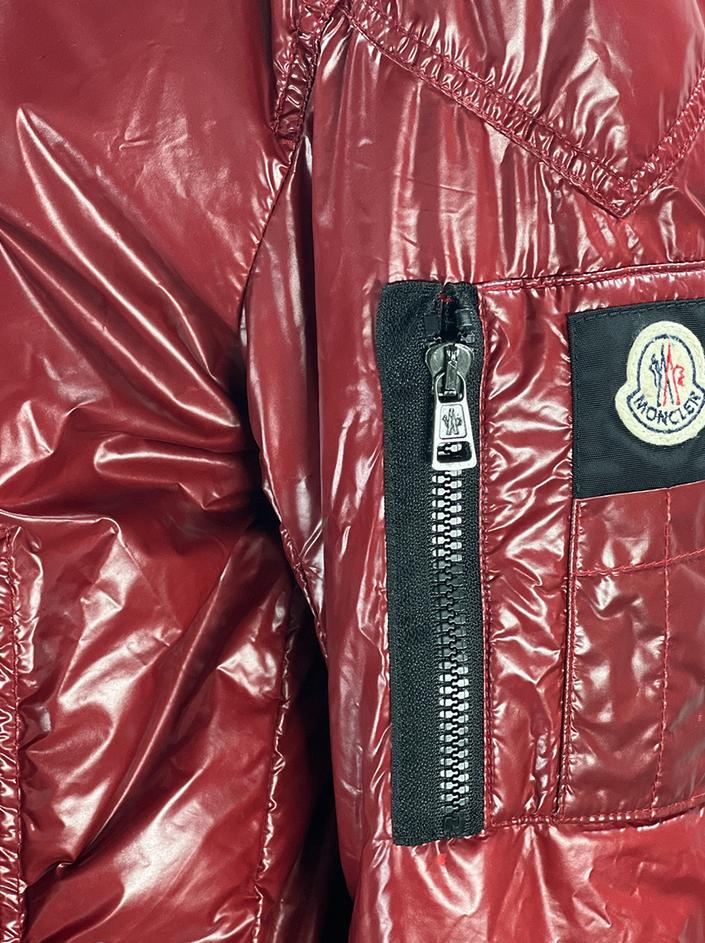 Jaqueta Moncler Puffer Vinho - CPMS53 Original | Etiqueta Única