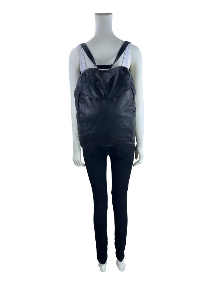 Mochila Zara Couro Preto - AFMY69 Original | Etiqueta Única