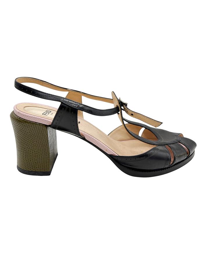 Sandália Fendi Couro Preto - ACI887 Original | Etiqueta Única