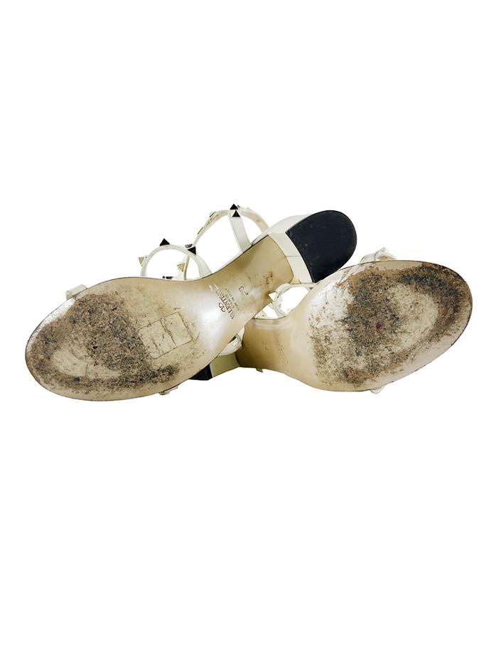 Sandália Valentino Rockstud Couro Off-White - KPL313 Original ...