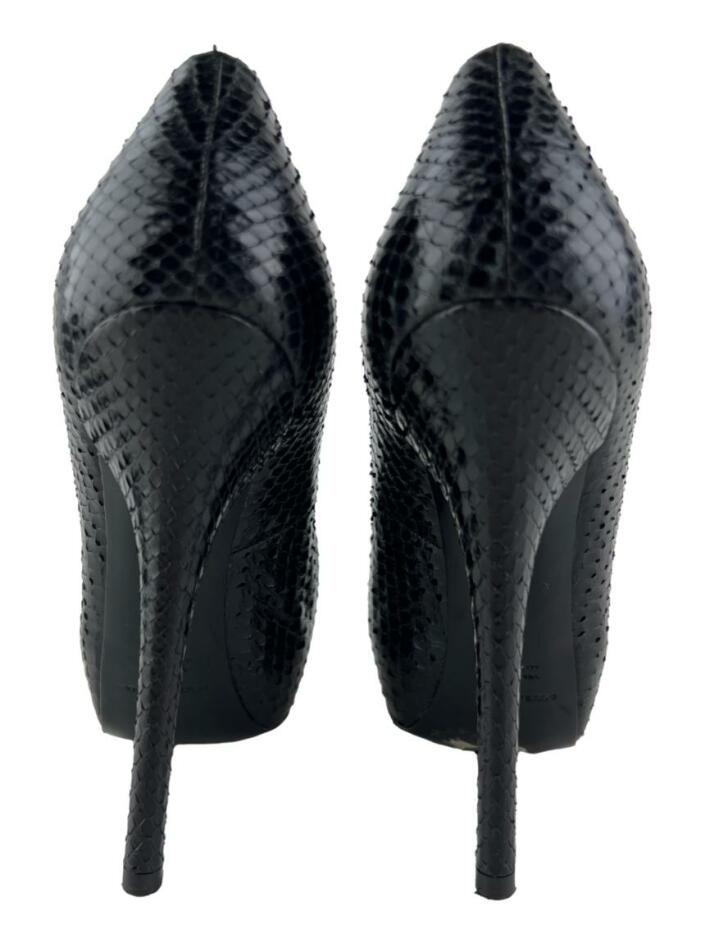 Scarpin Dolce & Gabbana Python Preto - CBWG2 Original | Etiqueta Única