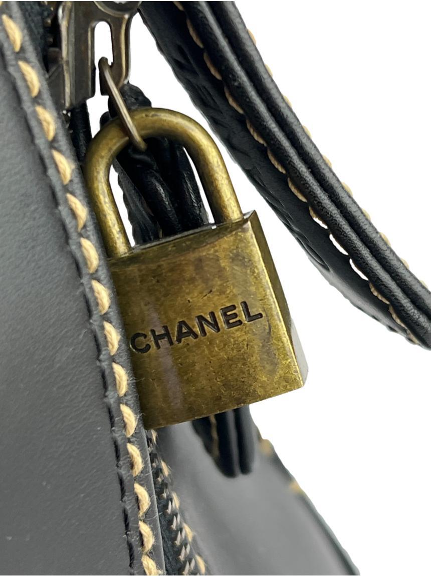 Mala Chanel Wild Stitch Preta Vintage - CLMZ26 Original | Etiqueta Única