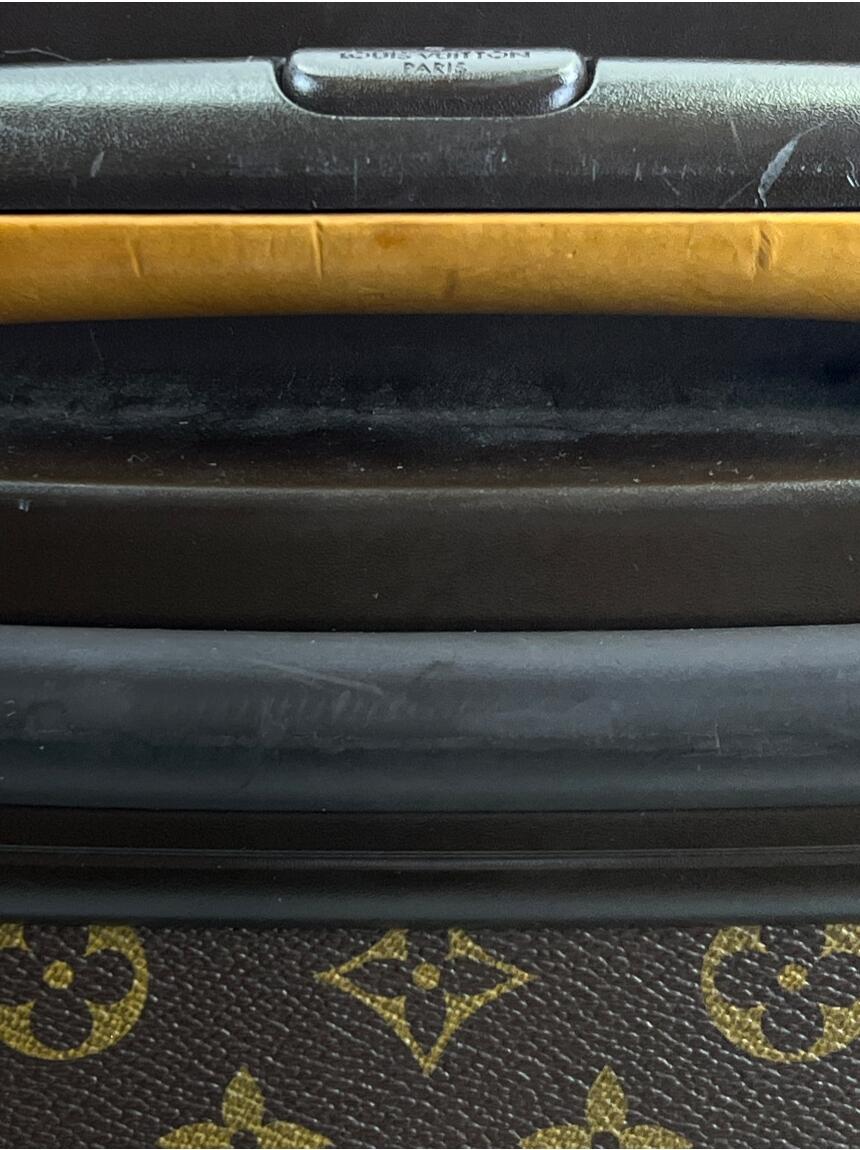 Mala Louis Vuitton Pegase Monogram Original - KCF7 | Etiqueta Única