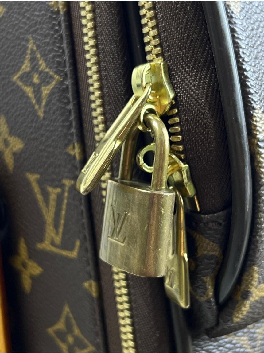 Mala Louis Vuitton Pegase Monogram - KCF7 Original | Etiqueta Única