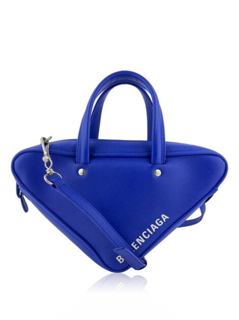 A tendência da vez: Bolsa Azul - Etiqueta Unica