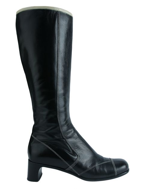 Bota Miu Miu Couro Cano Alto Preta - CMY149 Original | Etiqueta Única