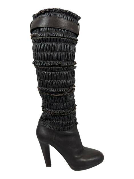 Bota Miu Miu Couro Franzido Marrom - AEHA26 Original | Etiqueta Única