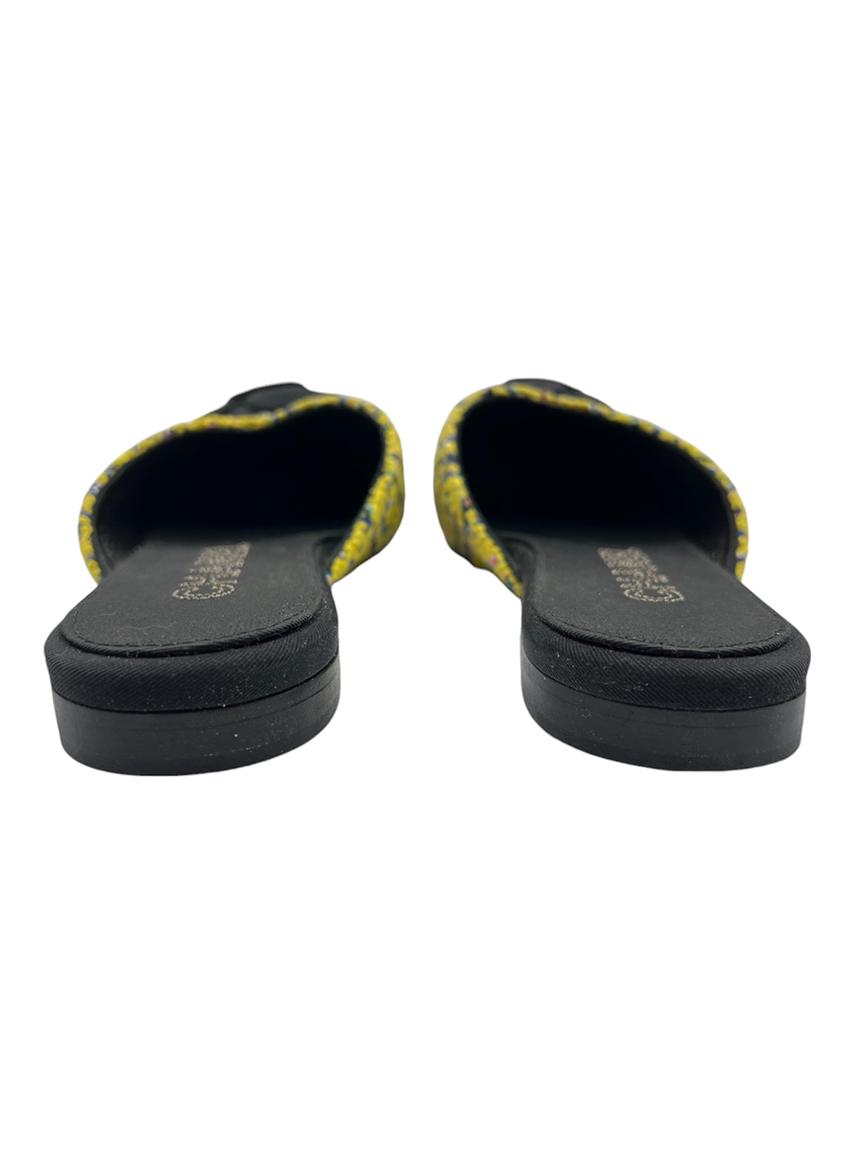 Mule Chanel Camellia CC Amarelo - IPW39 Original | Etiqueta Única