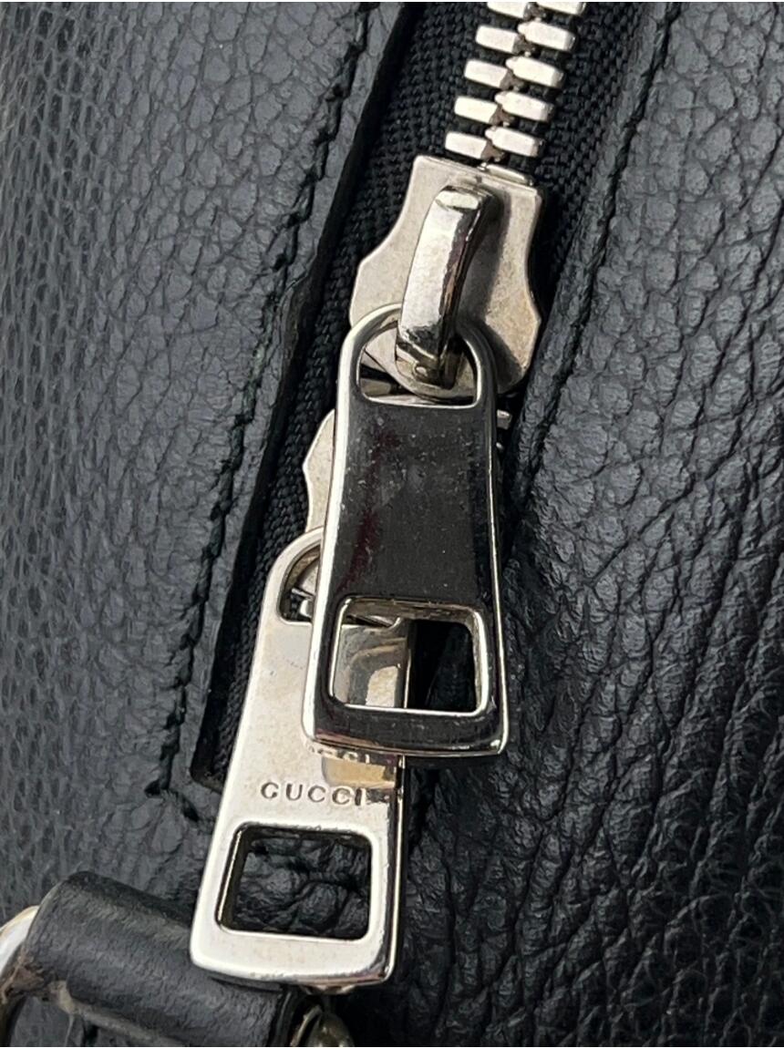 Pasta Gucci Cosmopolis Pocket Duffle Preta - AHCD9 Original | Etiqueta ...
