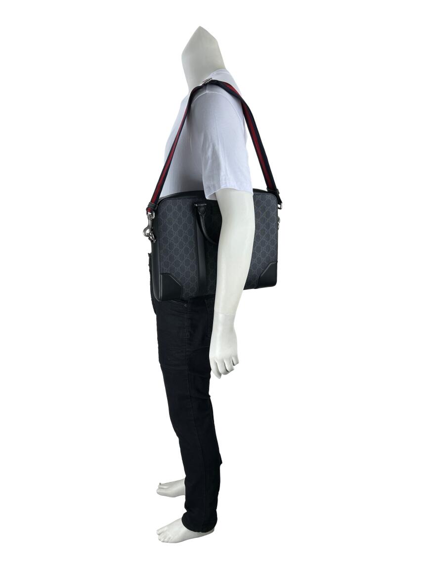 Pasta Gucci GG Supreme Monogram Preto - CJXK1 Original | Etiqueta Única