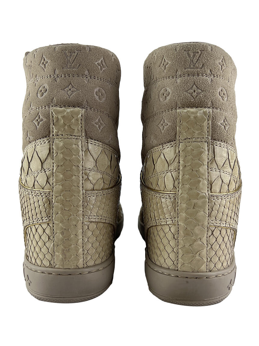 Tênis Louis Vuitton Python Bege - CEYY44 Original | Etiqueta Única