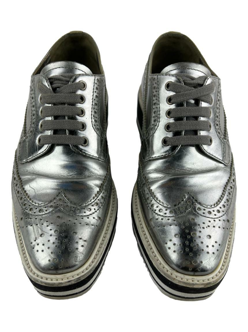 Tênis Prada Leather Trainers Plataforma Prata - AGZN14 Original ...