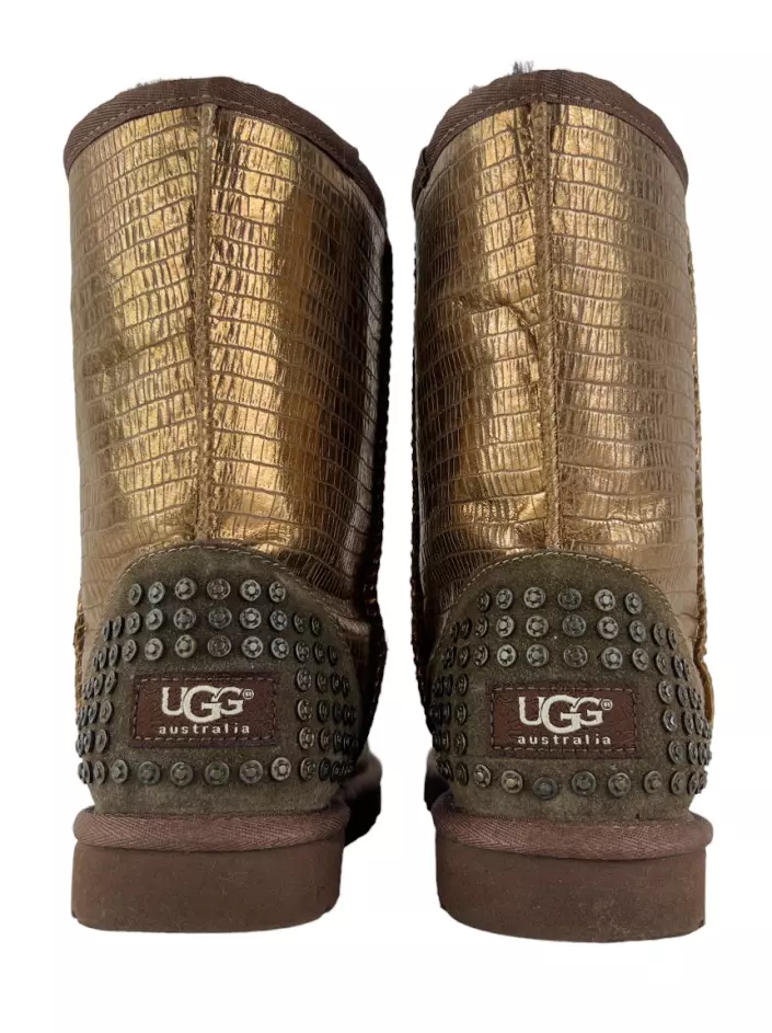 Bota UGG Metalizada Dourada Original - CEYY18 | Etiqueta Única