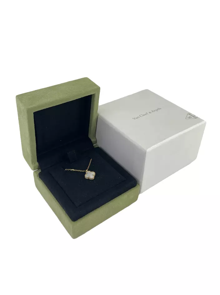 Colar Van Cleef & Arpels Sweet Alhambra Ouro - AGHQ2 Original ...