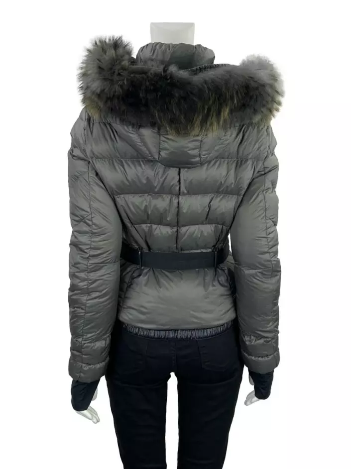 Jaqueta Moncler Grenoble Puffer Cinza - RRA59 Original | Etiqueta Única