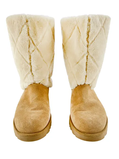 UGG Brasil - Original com Preço de Outlet | Etiqueta Única