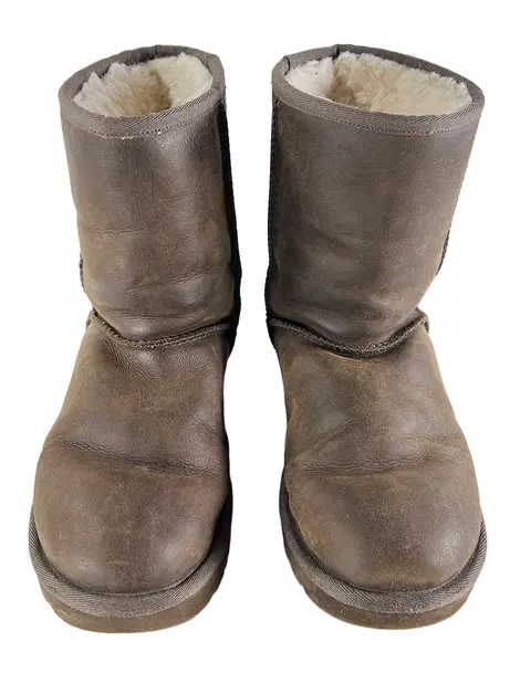 UGG Brasil - Original com Preço de Outlet | Etiqueta Única